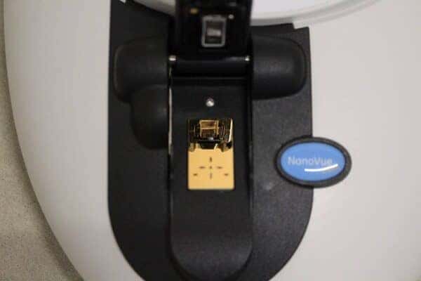 GE NanoVue Plus Spectrophotometer - LabMakelaar Benelux