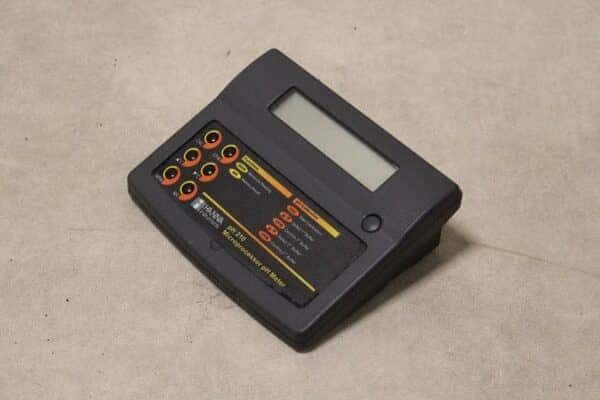 Hanna pH210 pH Meter - LabMakelaar Benelux