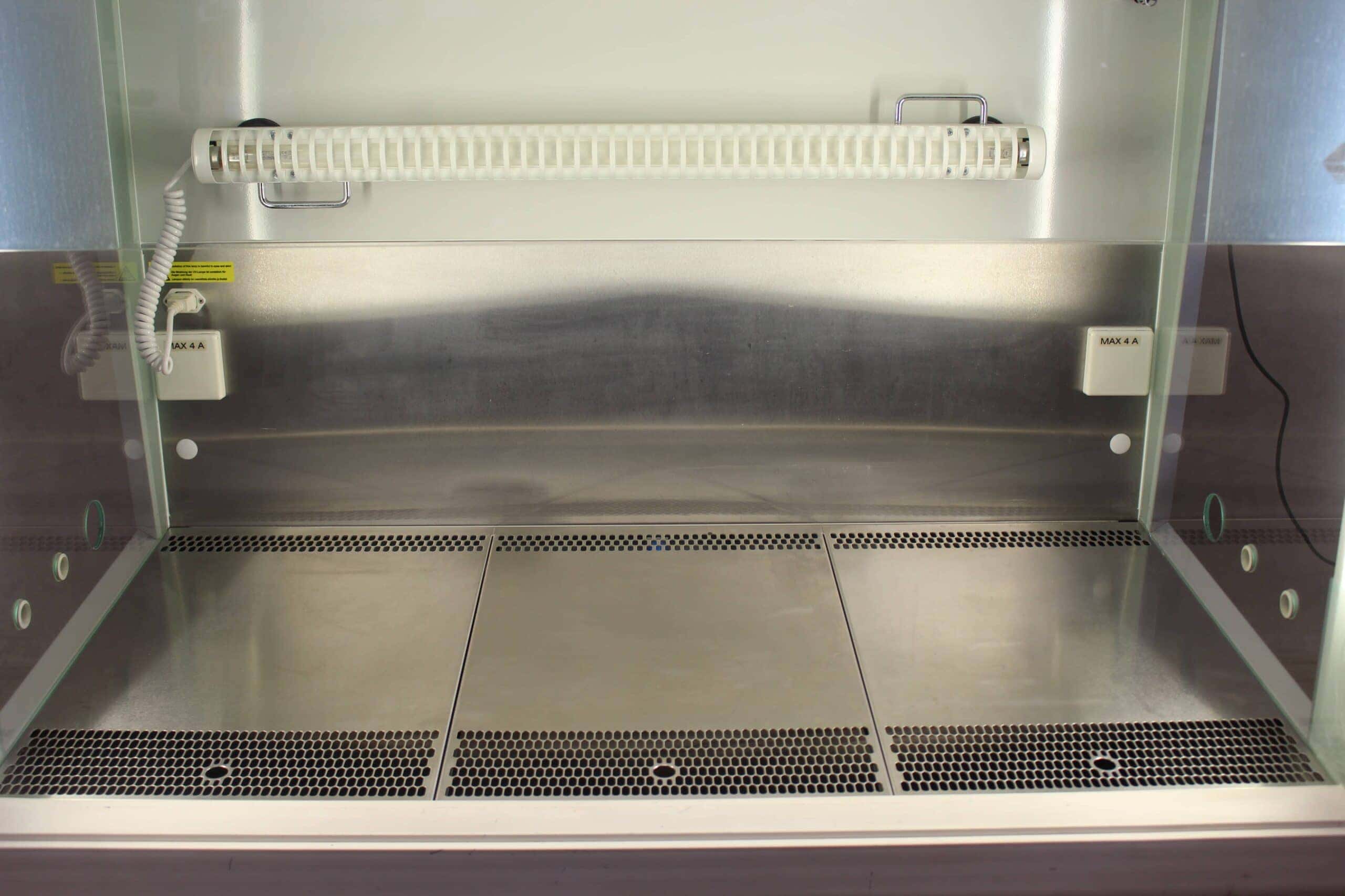 Kojair BioWizard Golden GL-130 Biological Safety Cabinet - LabMakelaar ...