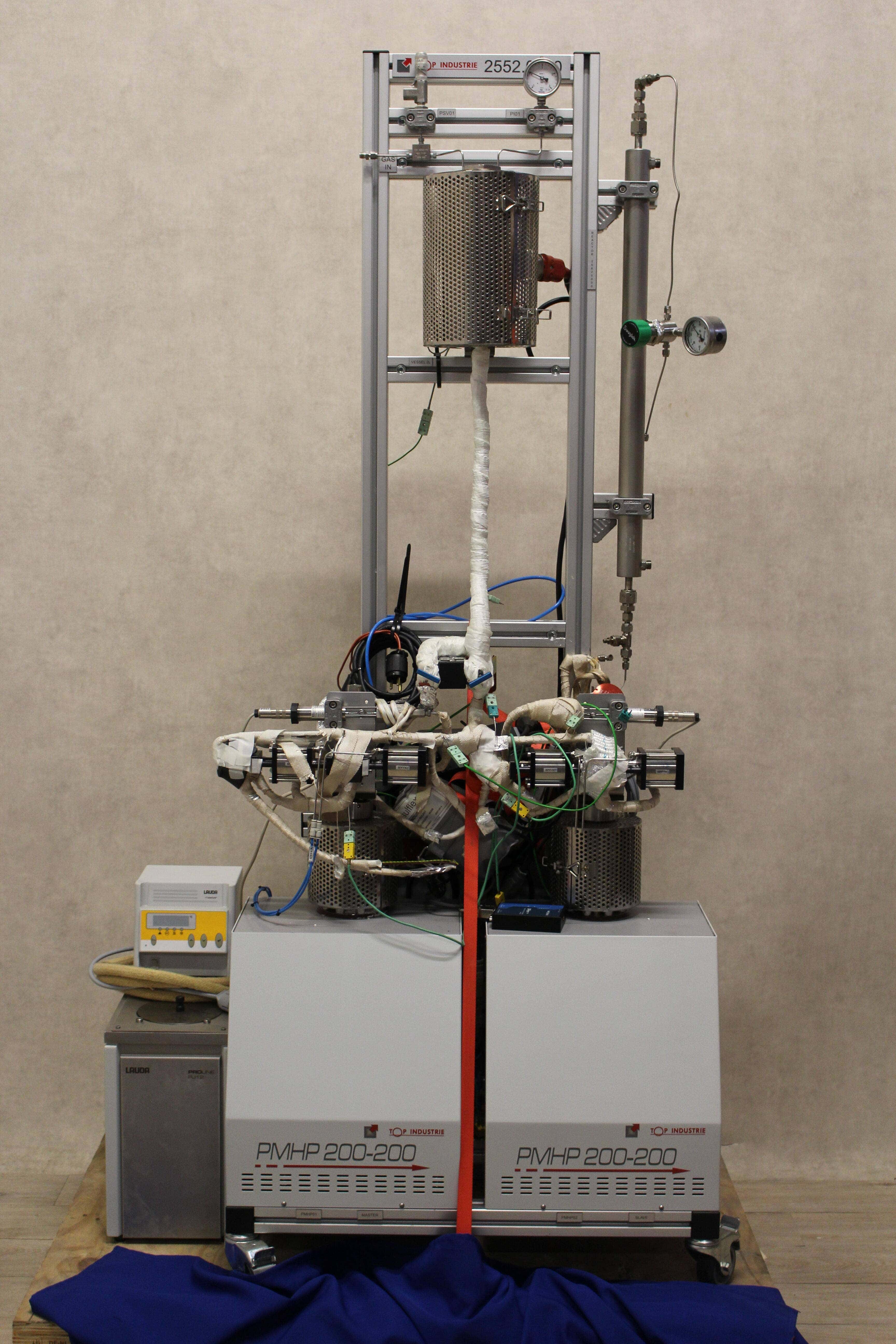 TOP Industry flow reactor system for melts - LabMakelaar Benelux