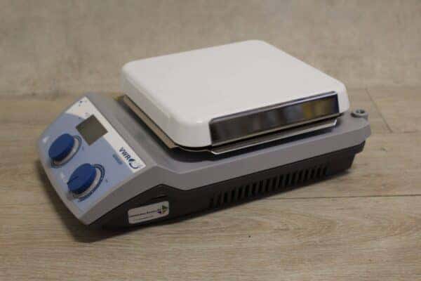 VWR VMS-C7 Advanced Hot Plate with Magnetic Stirrer - LabMakelaar Benelux