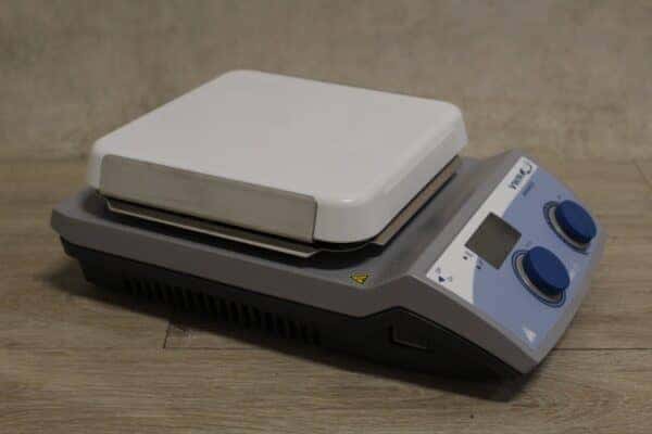 VWR VMS-C7 Advanced Hot Plate with Magnetic Stirrer - LabMakelaar Benelux