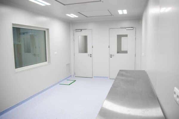 SteriCube One Mobile Outdoor Cleanroom Unit - LabMakelaar Benelux