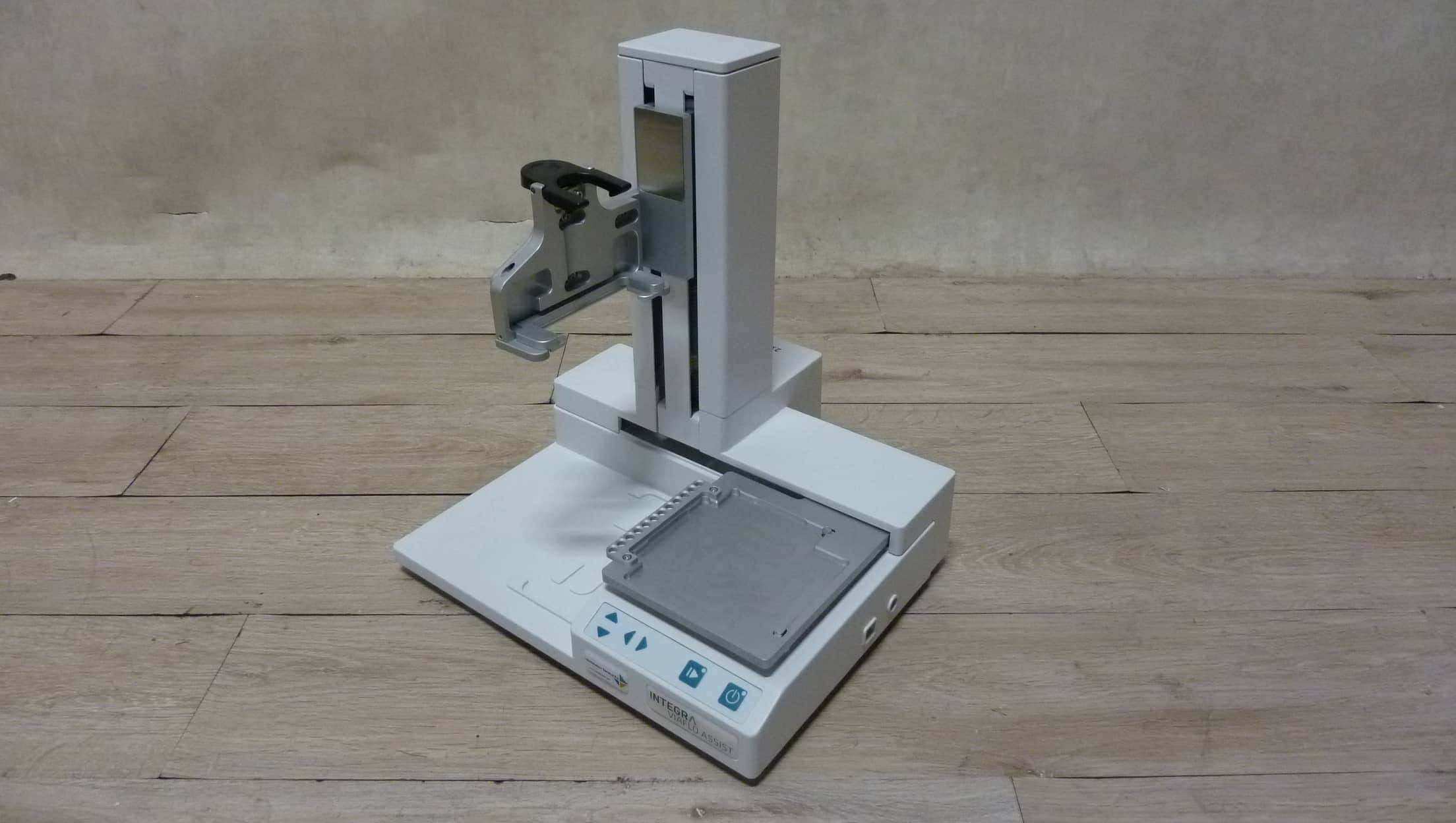 Integra ViaFlo Assist Pipetting Assistant - LabMakelaar Benelux