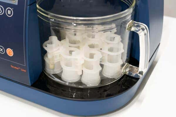 Foss Hydrotec 8000 Automated acid hydrolysis unit - LabMakelaar Benelux