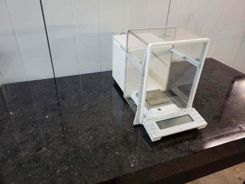 Weighing table - LabMakelaar Benelux