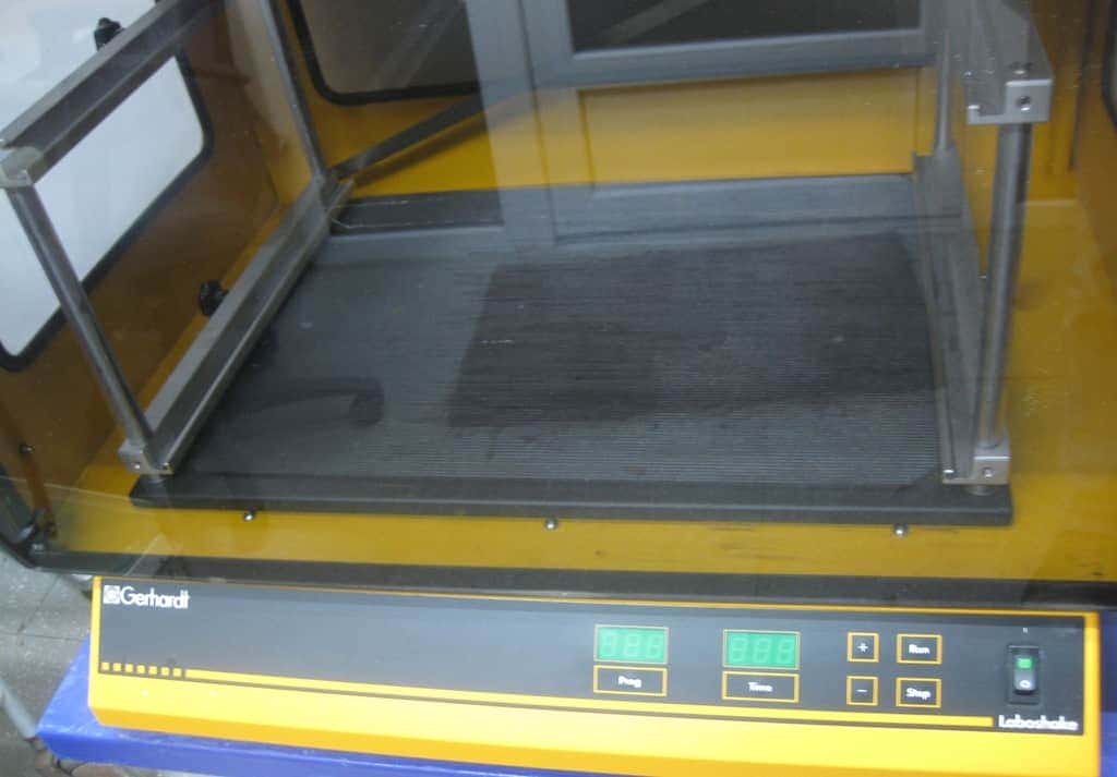 Gerhardt, type THO 500 Incubator Shaker - LabMakelaar Benelux