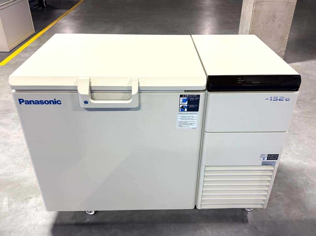 Panasonic Cryogenic MDF-1156-PE Ultra Low Temperature Freezer ...