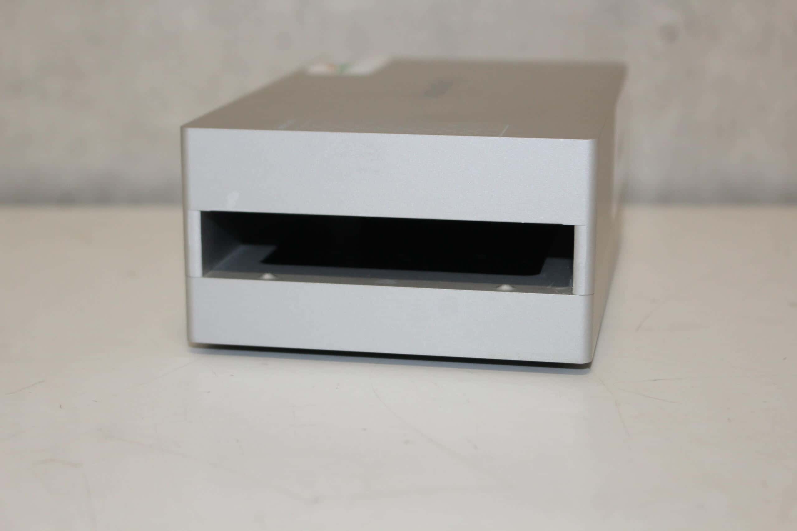 Byonoy Absorbance 96 Microplate Reader - LabMakelaar Benelux