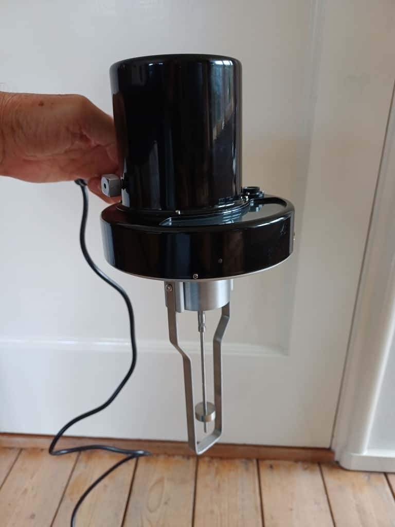 Brookfield Dial Reading LVT Viscometer - LabMakelaar Benelux