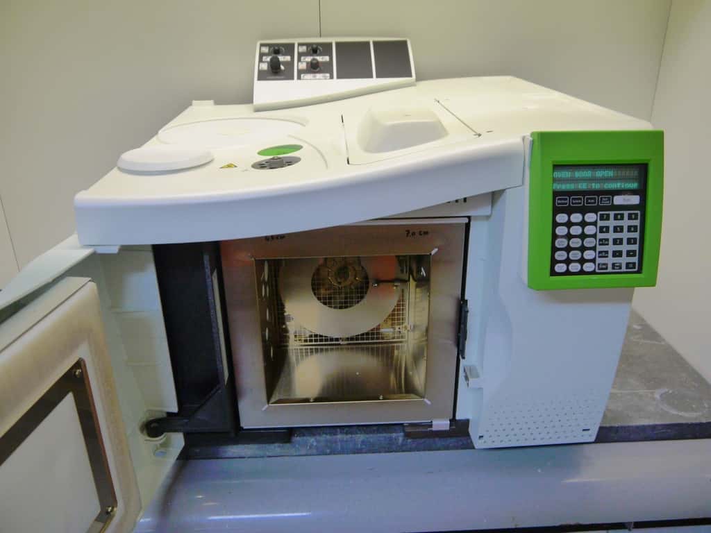 Perkin Elmer GC Gas Chromatograph Clarus 480 - LabMakelaar Benelux