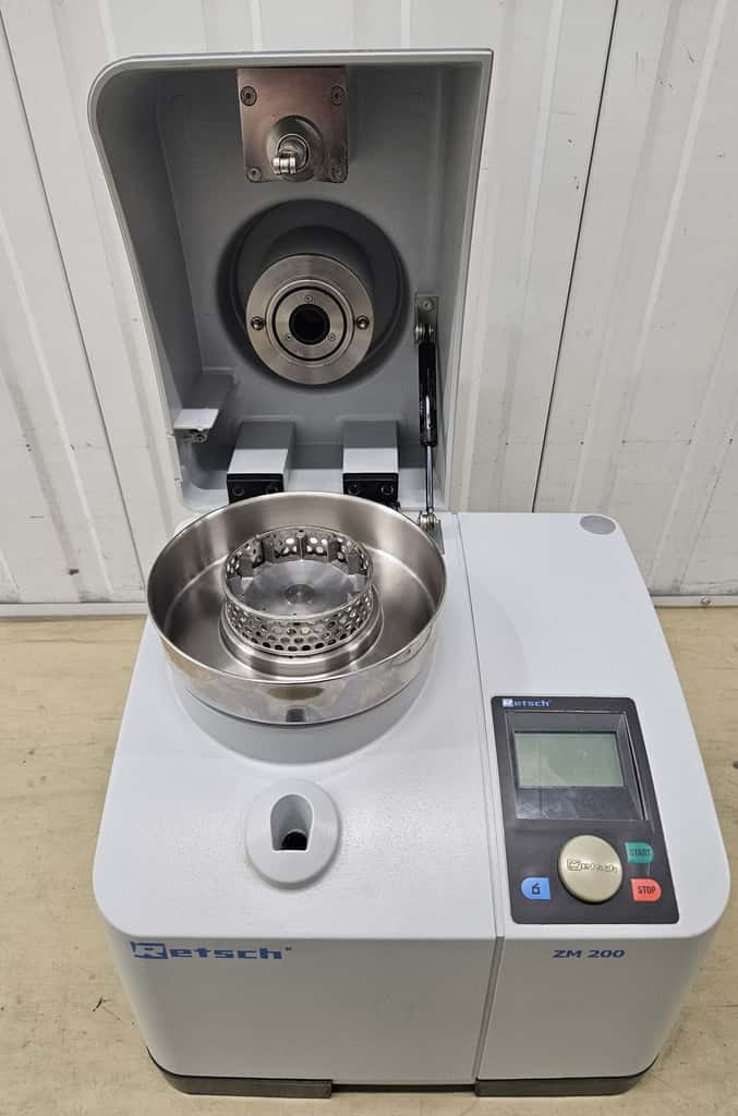 Retsch ZM200 Ultracentrifugal Mill - LabMakelaar Benelux