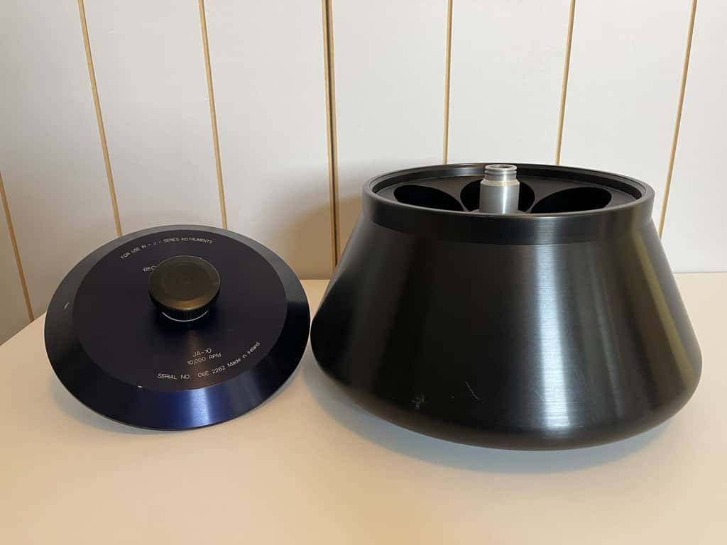 Beckman Coulter JA-10 Fixed-angle Centrifuge Rotor - LabMakelaar Benelux