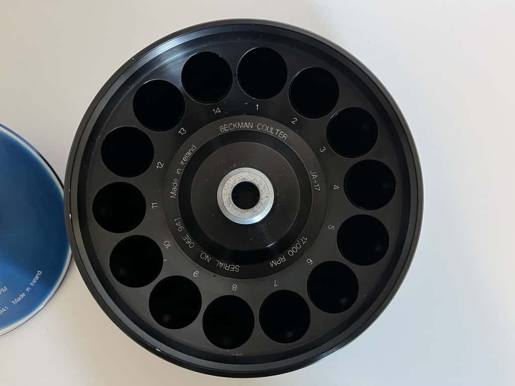 Beckman Coulter JA-17 Fixed Angle Centrifuge Rotor - LabMakelaar Benelux