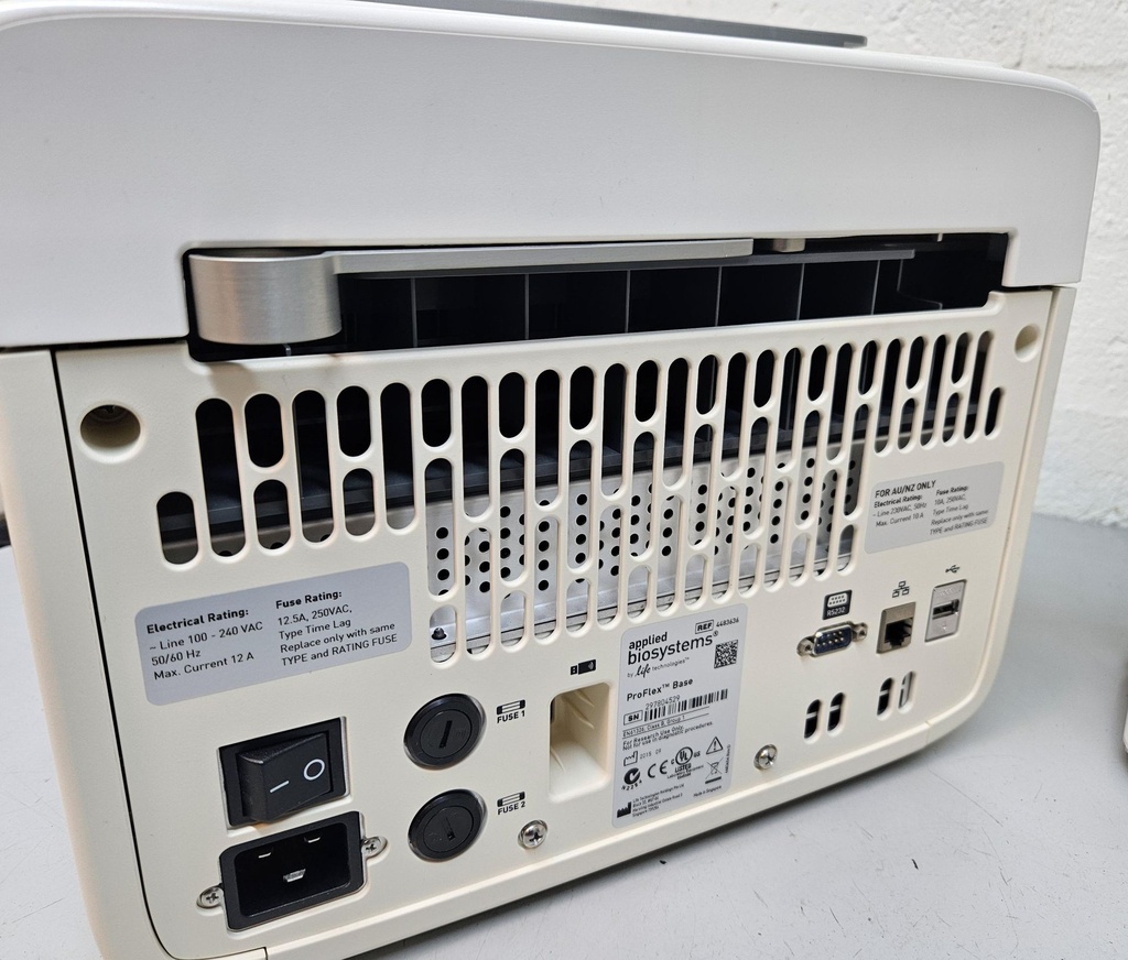 Applied Biosystems ProFlex PCR System - LabMakelaar Benelux